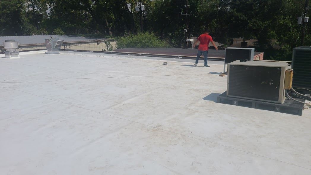 Shell Gas Station, 1960 E Houston TX | Houston Roofing Company